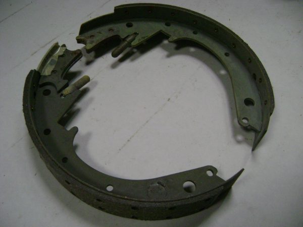Brake Shoe & Lining & link assy - Lwdparts