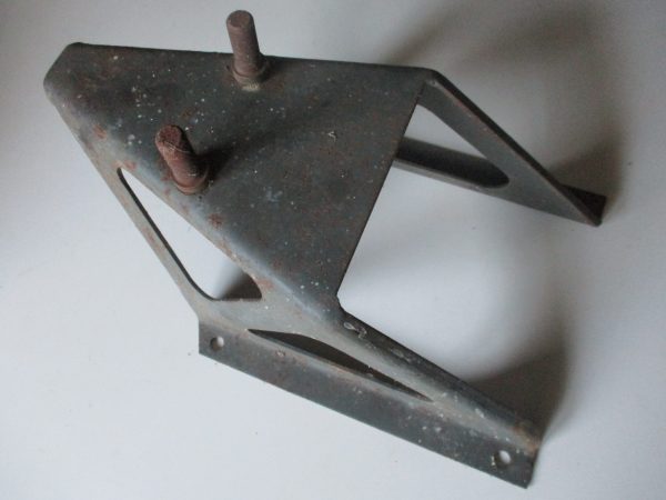 Bracket, Spare Wheel Assy - Lwdparts