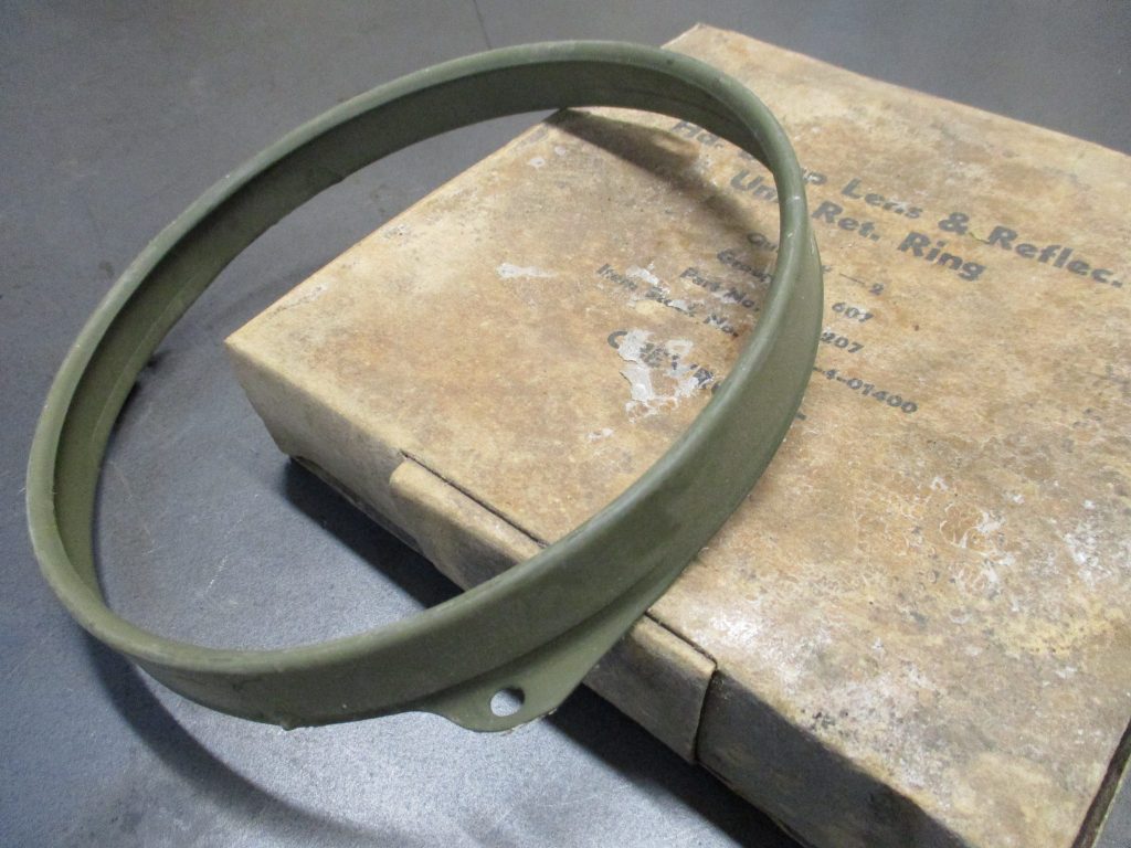 Head Lamp Lens & Reflector Unit Retainer Ring - Lwdparts
