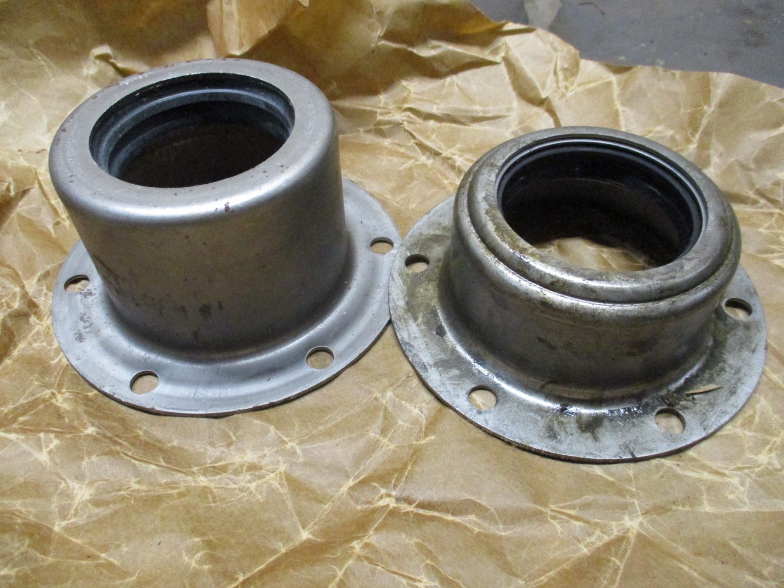 Pillow Block Seal Set NOS - Lwdparts