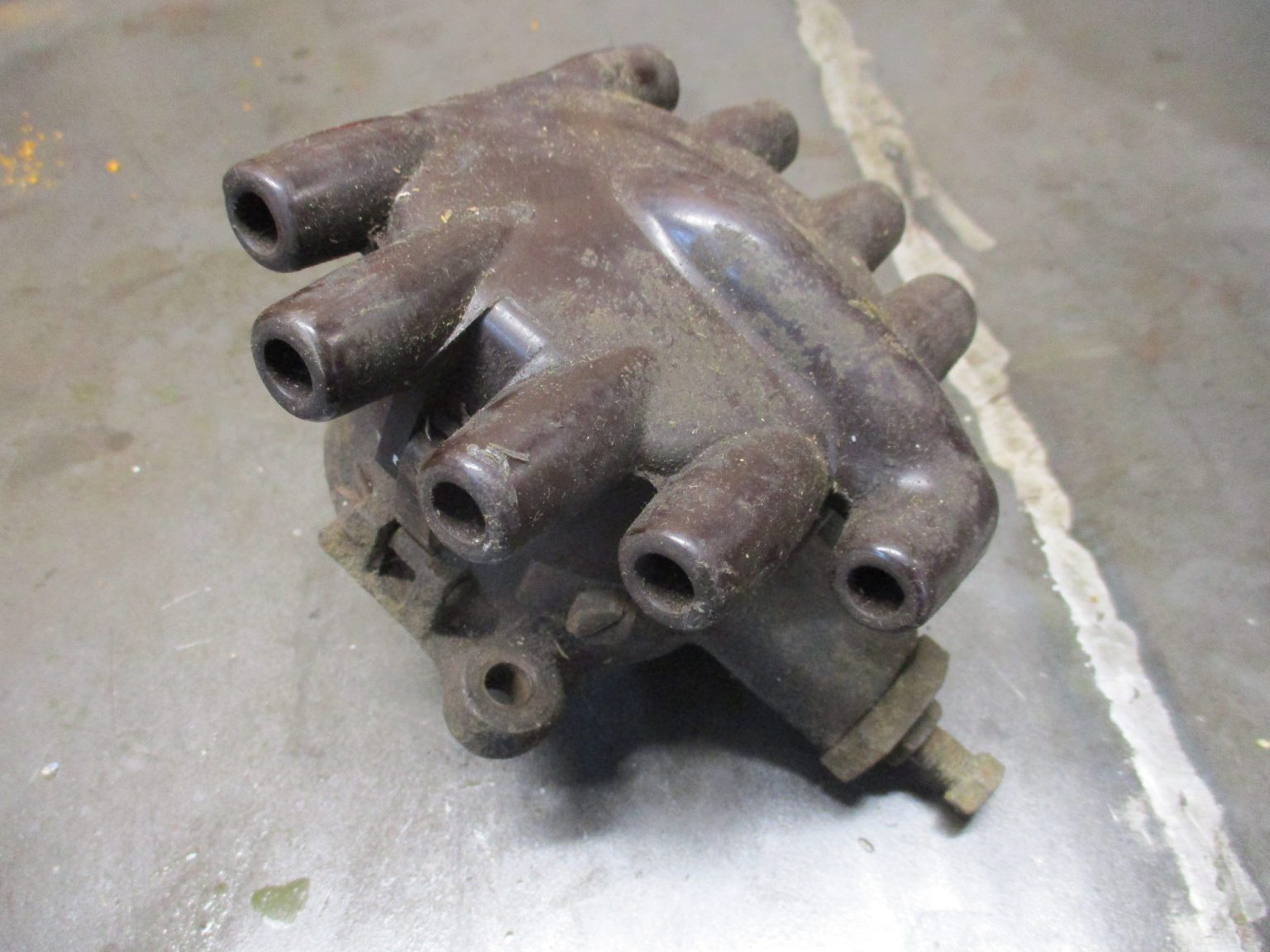 Used Ford V8 Distributor - Lwdparts